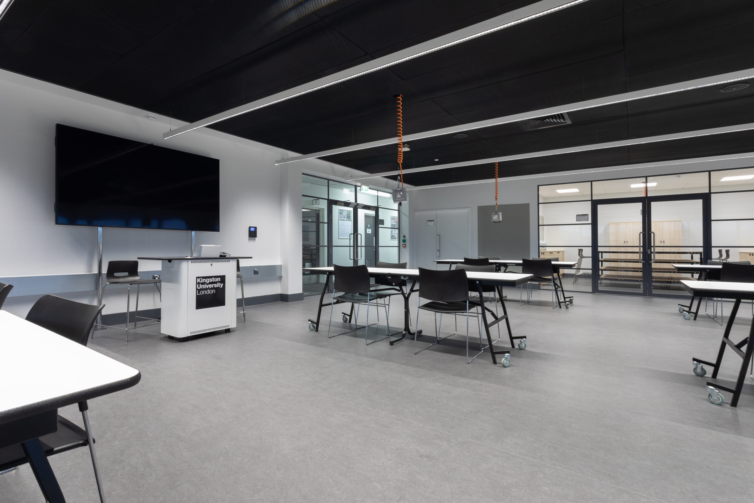 Kingston University, Roehampton Vale Campus Engineering Design Studio ...